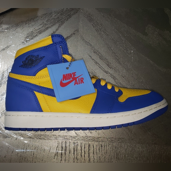 Nike | Shoes | Nike Air Jordan Retro High Og Reverse Laney | Poshmark